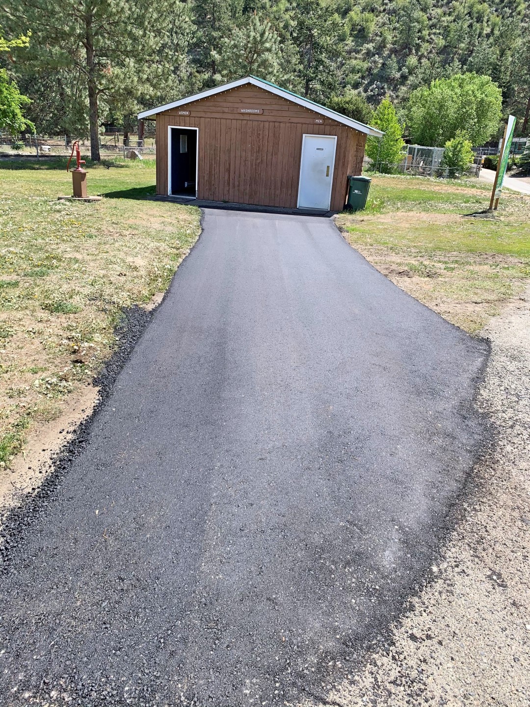 Dawson Construction volunteered at the BC Wildlife Park this past month ...